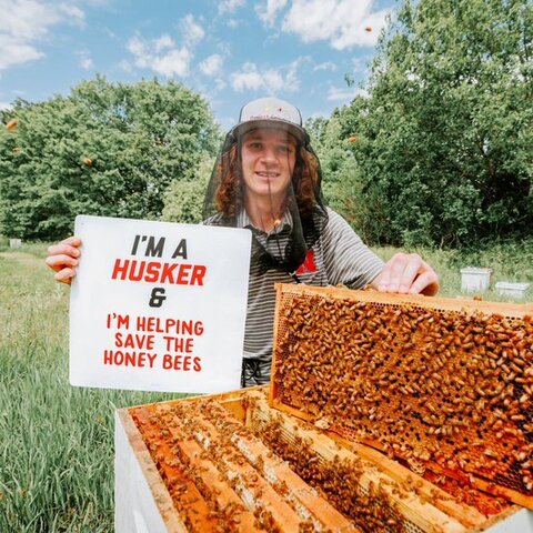Rogan Tokach | Bee Lab | Nebraska